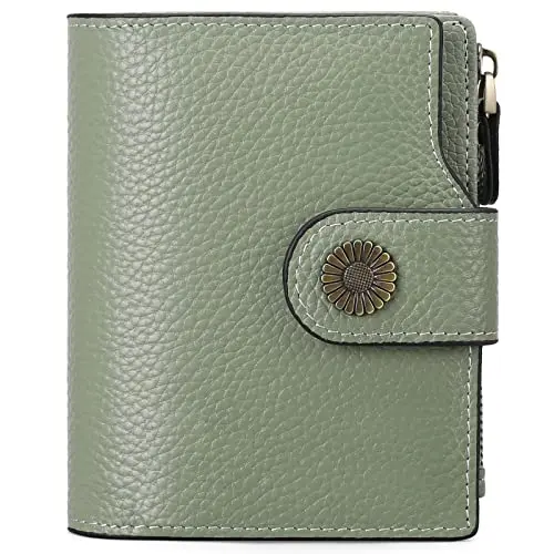 5 Best Small Wallets for Women 2025 - Tested & Reviewed - Eye And Pen